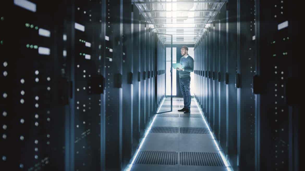 HVAC Solutions Help Data Centers Achieve Sustainability - Infinitum